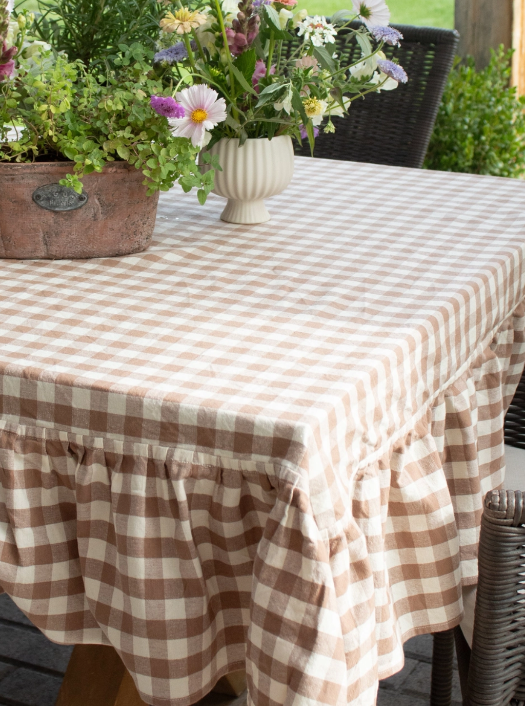 Brown Ruffled Gingham Tablecloth – House of Jade Home